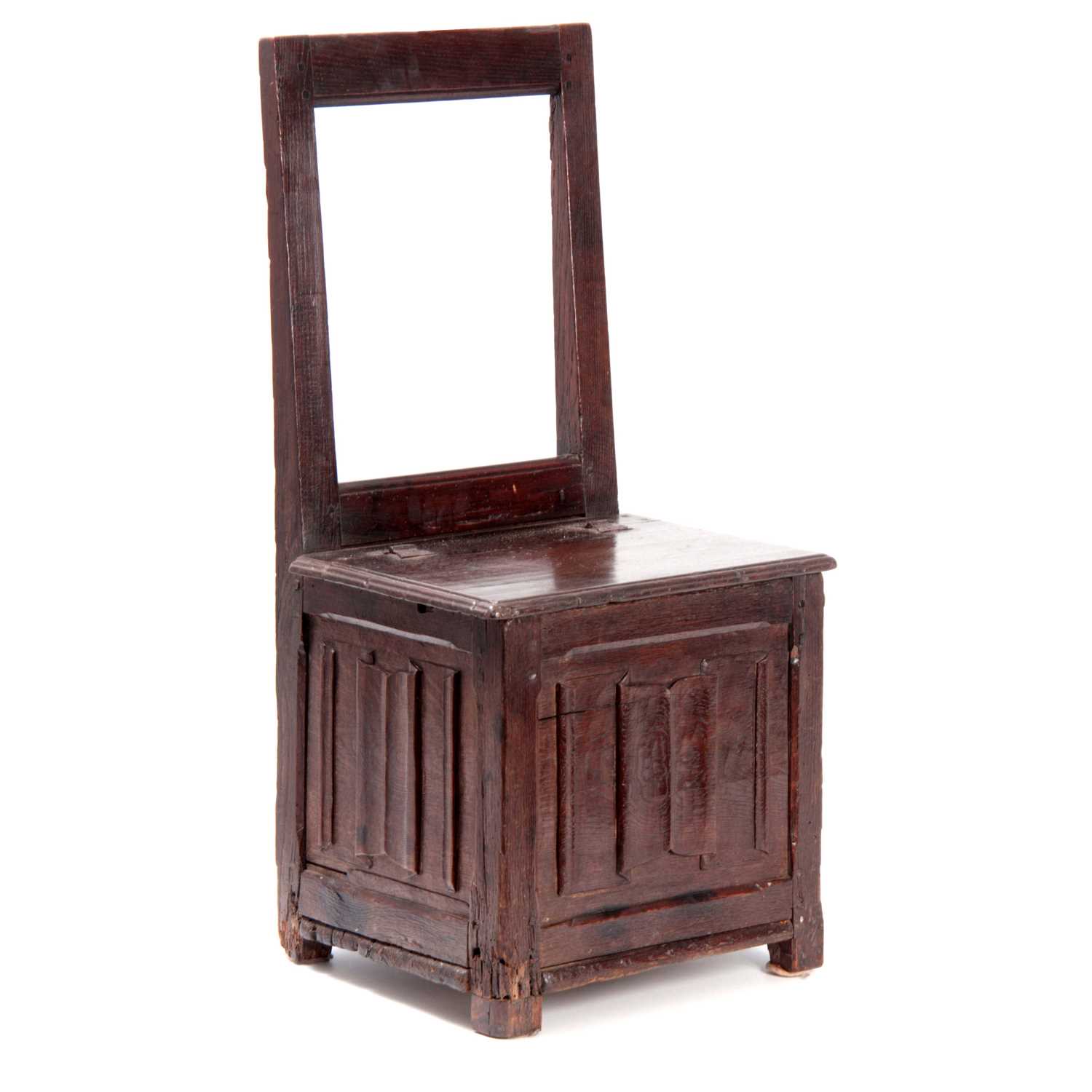 Lot 725 - A RARE EARLY GOTHIC LINENFOLD PANELLED