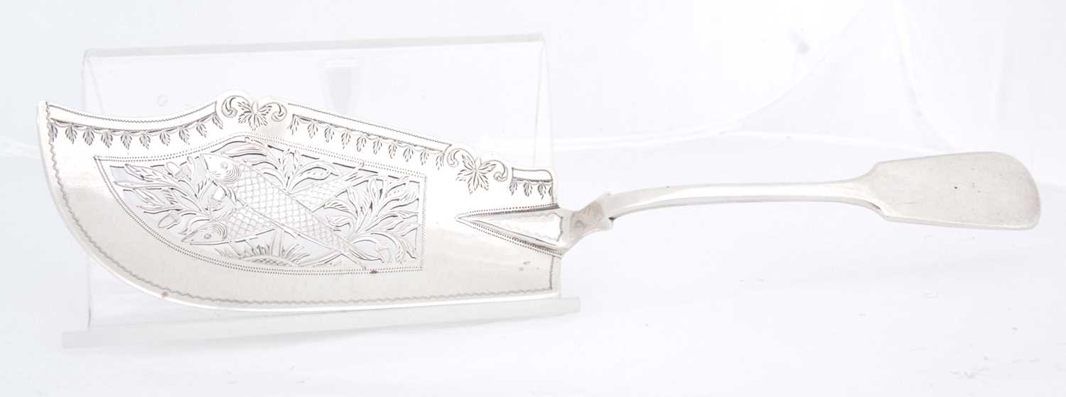 Lot 237 - AN EARLY VICTORIAN SILVER FIDDLE PATTERN