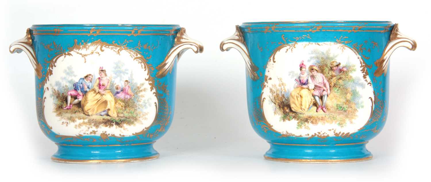Lot 40 - A PAIR OF 19TH CENTURY SEVRES PATTERN LARGE