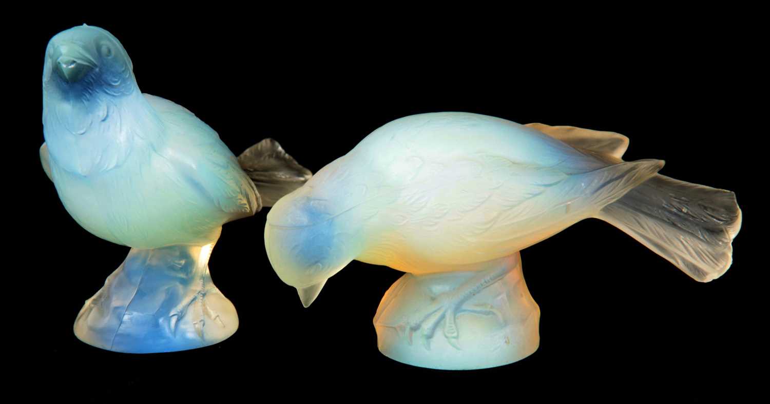 Lot 20 - A PAIR OF VASELINE GLASS VERLUX BIRDS both