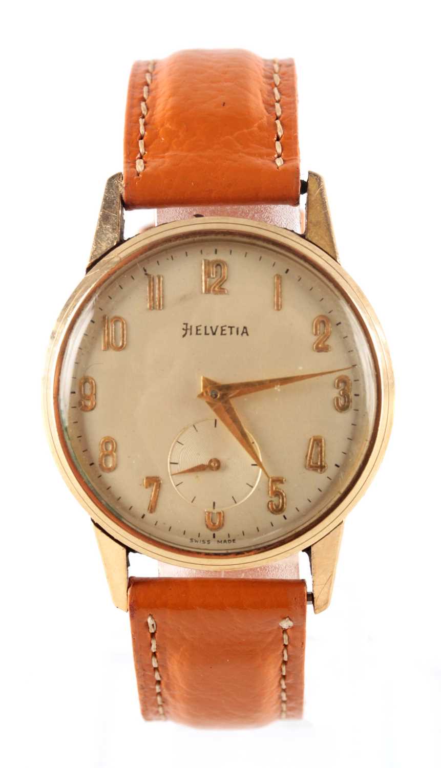 Lot 230 - A GENTLEMAN'S 9CT GOLD HELVETIA WRIST WATCH
