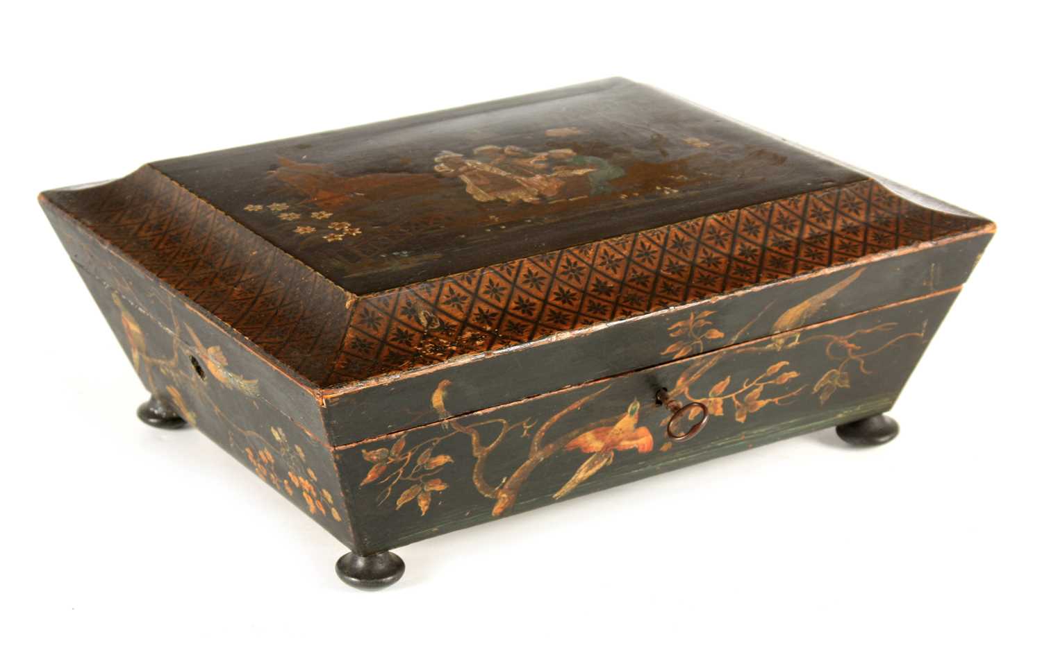 Lot 684 - AN EARLY 19TH CENTURY LACQUERWORK BOX WITH