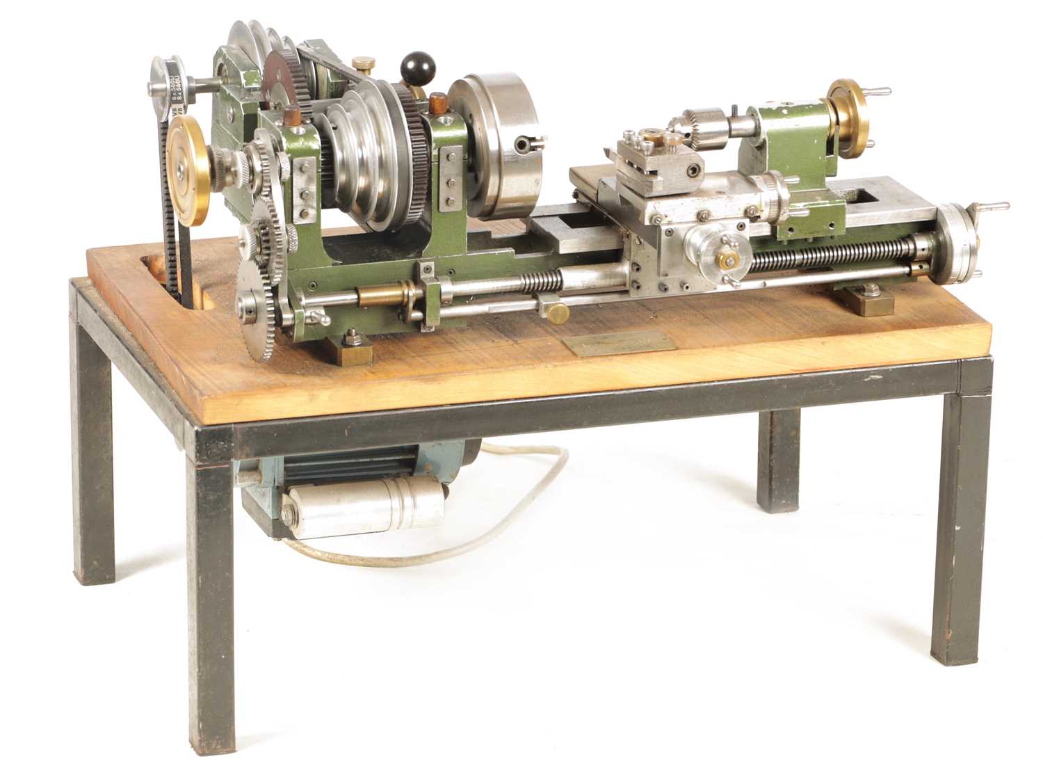 Lot 879 - A 20TH CENTURY ENGINEERS/CLOCK MAKERS LAITHE