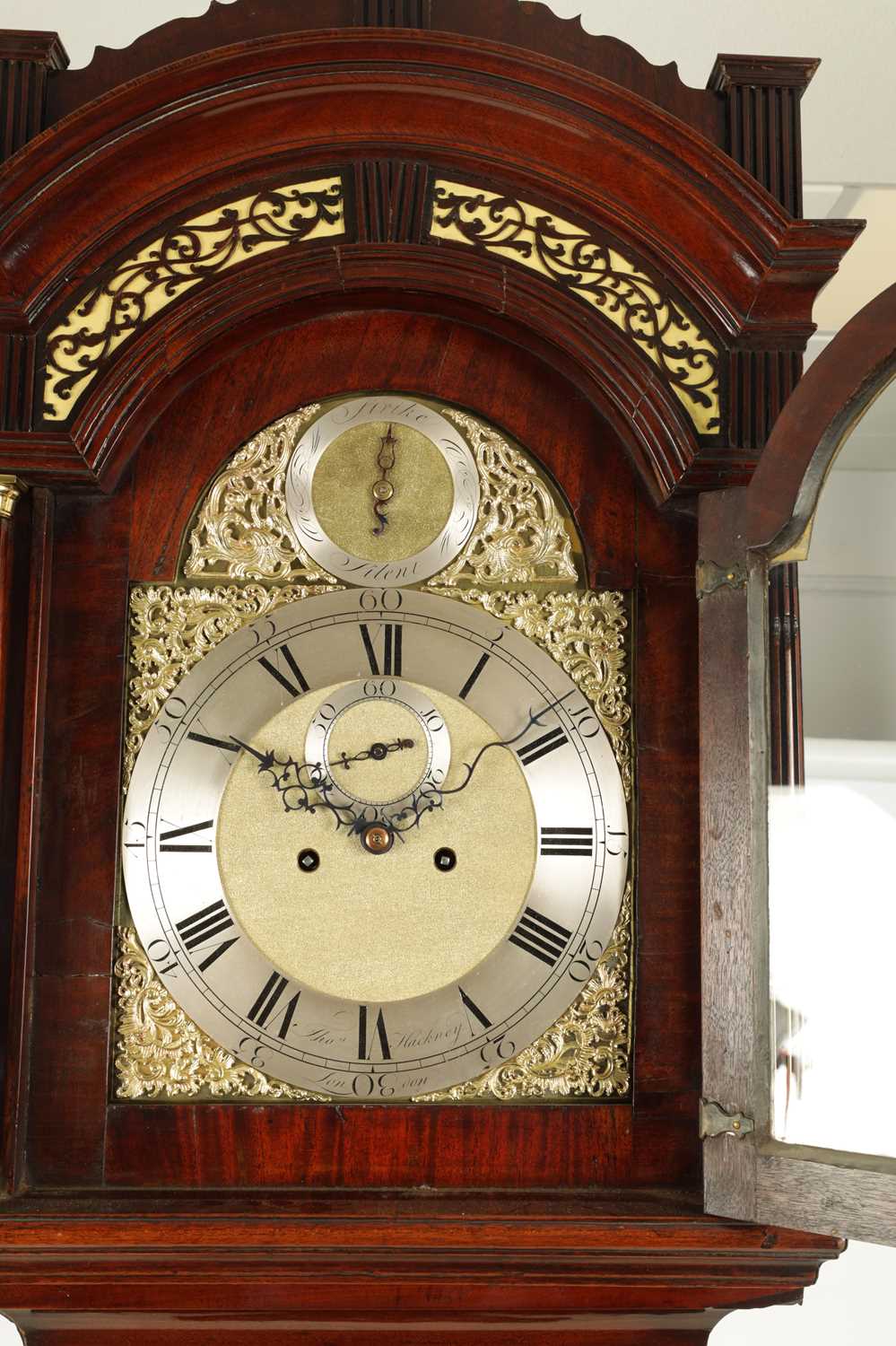 Lot 591 - THOMAS HACKNEY. LONDON A GEORGE III FIGURED