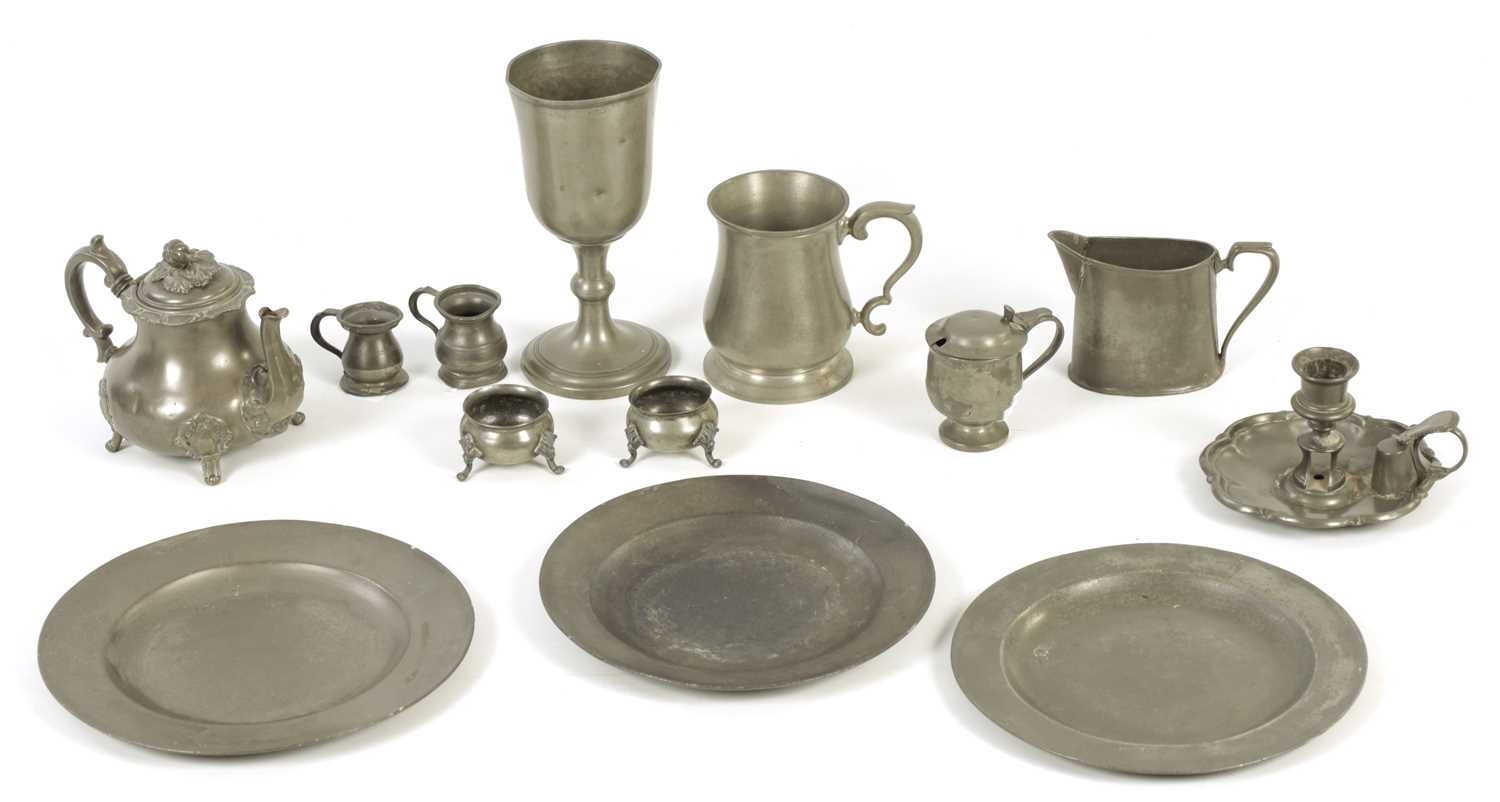 Lot 528 - A COLLECTION OF PEWTER ITEMS