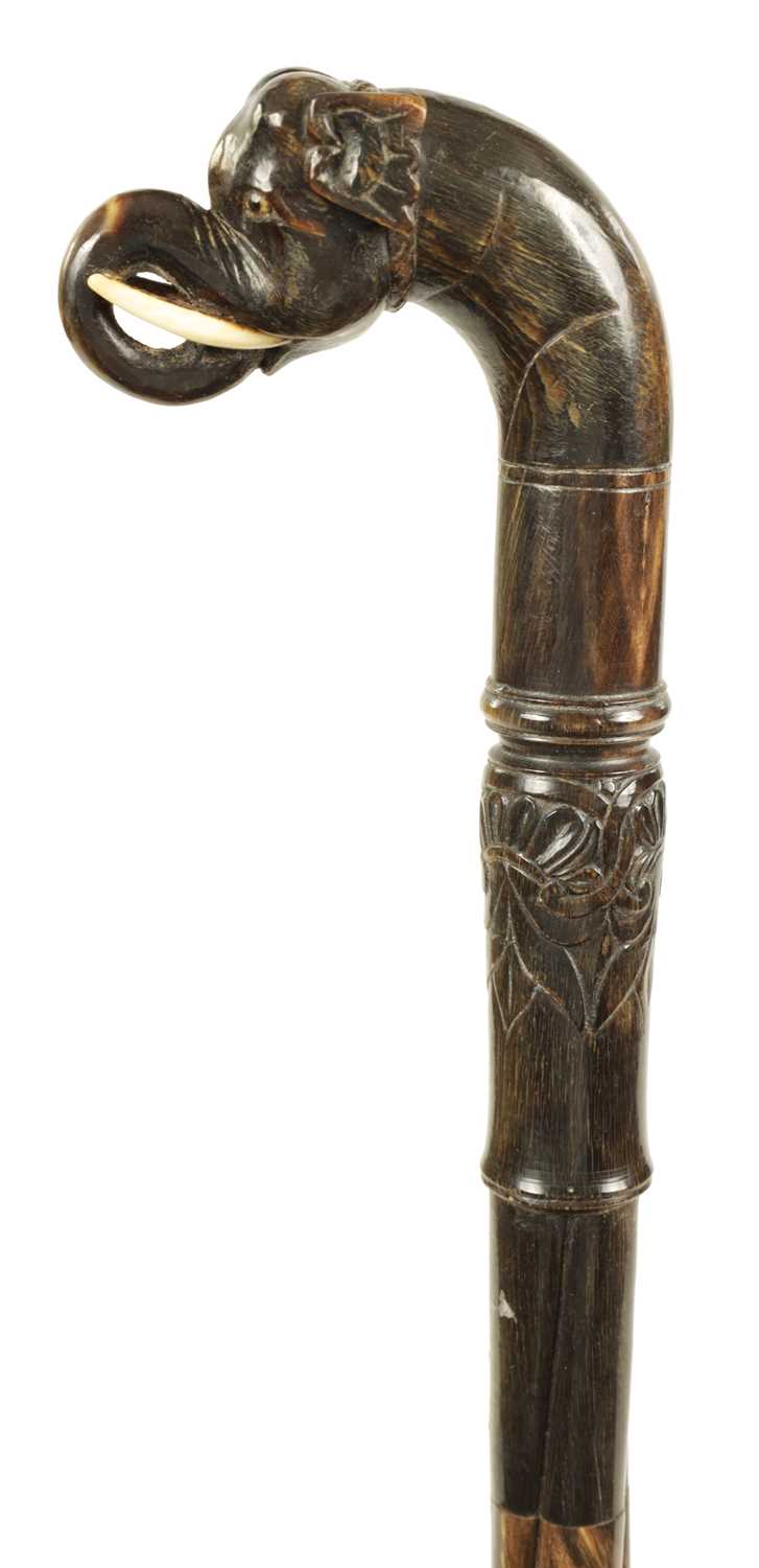 Lot 355 - A 19TH CENTURY ANGLO INDIAN SEGMENTED HORN