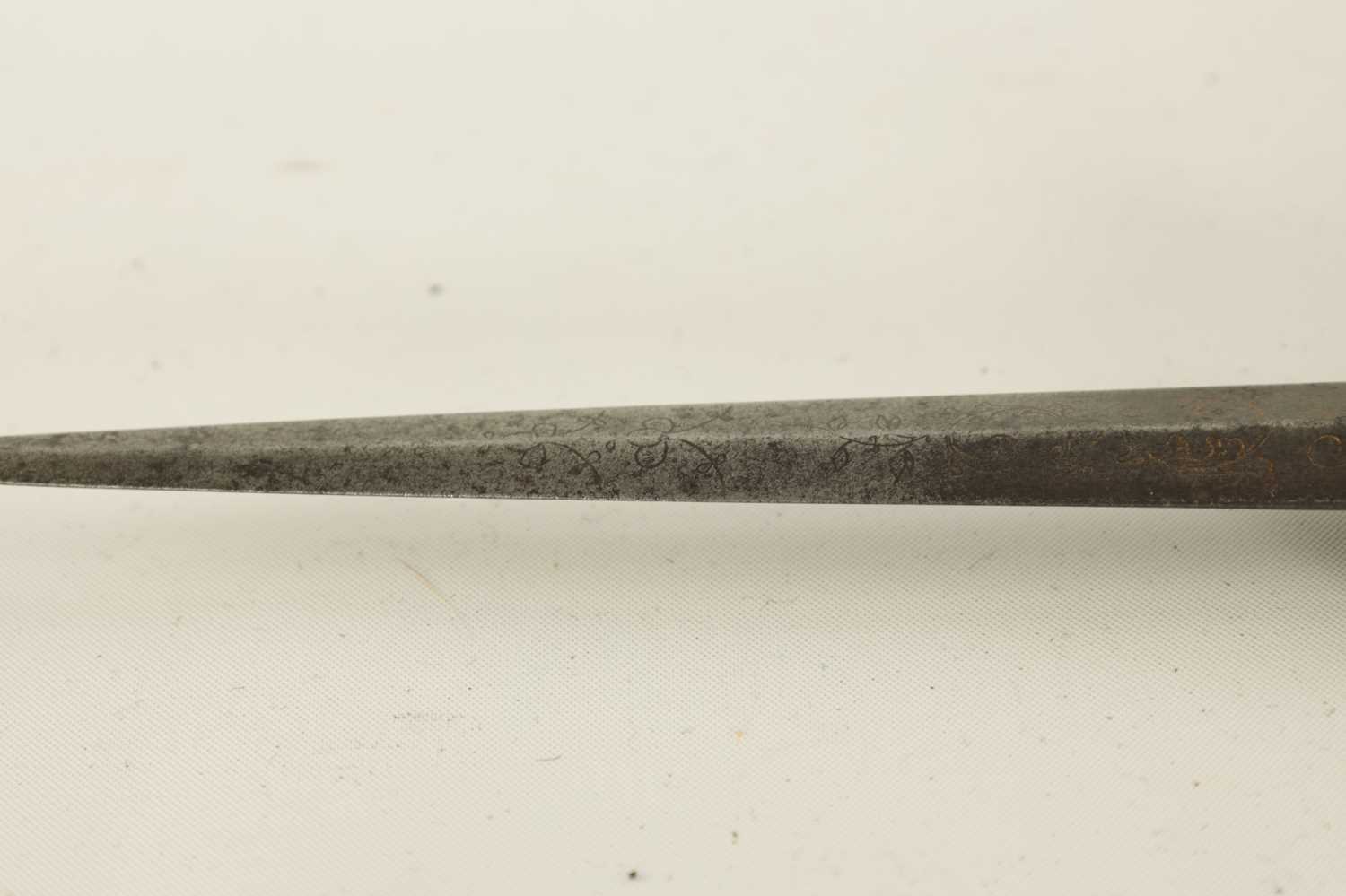 Lot 393 - AN 18TH/19TH CENTURY BONE HANDLED AMERICAN