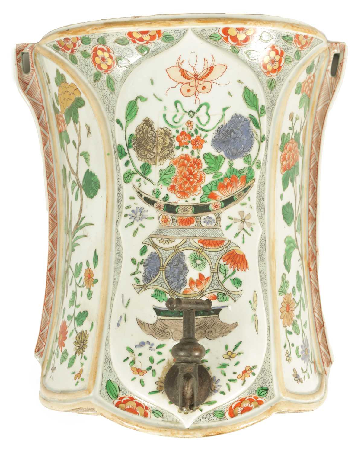 Lot 183 - A CHINESE FAMILLE VERTE KANGXI PERIOD SHAPED