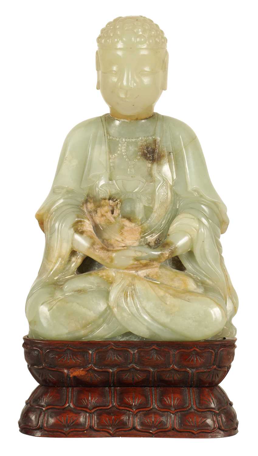 Lot 119 - A 17TH/18TH CENTURY CHINESE JADE FIGURE OF