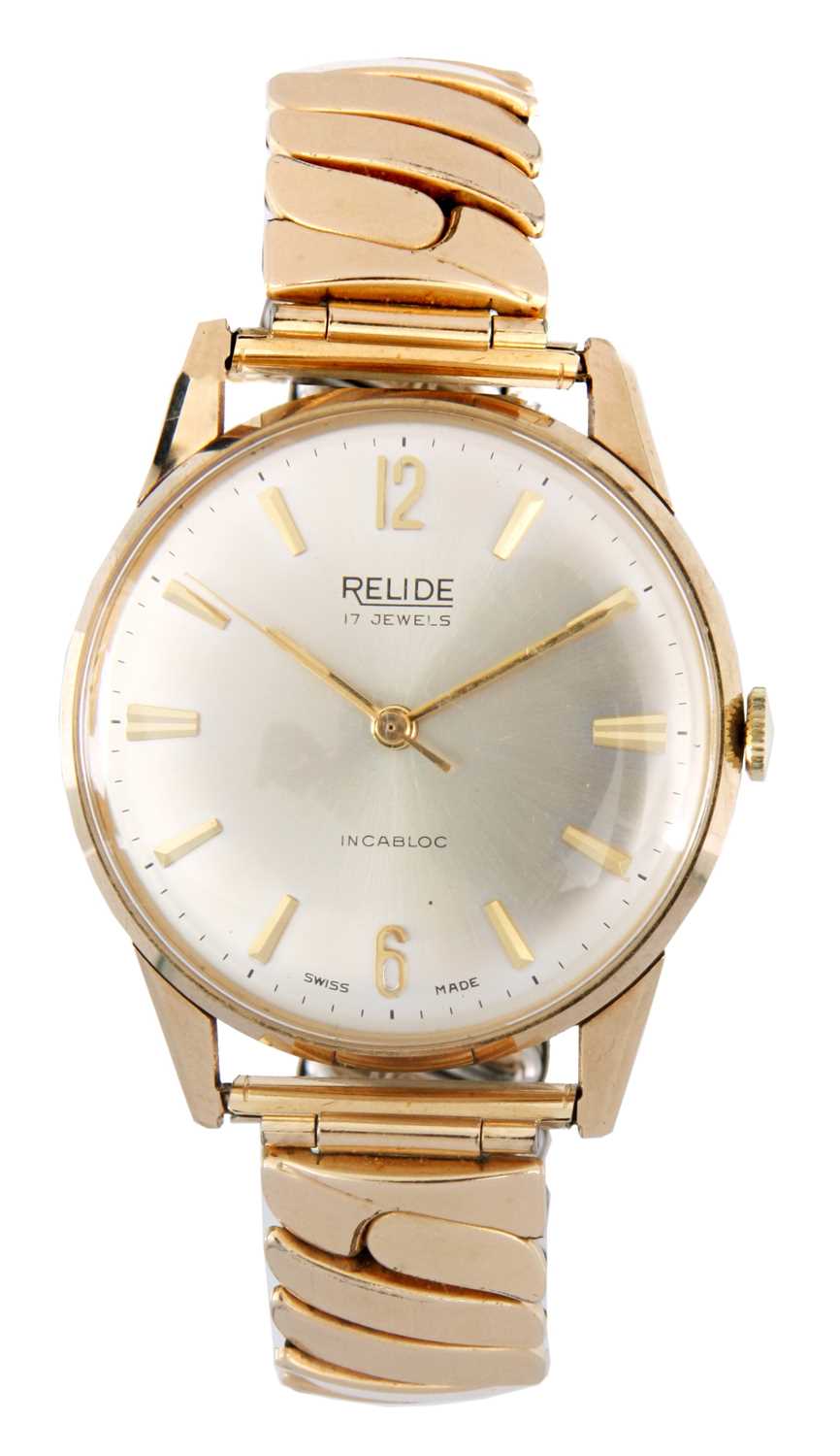 Lot 324 - A GENTLEMAN’S 9ct GOLD RELIDE WRISTWATCH on