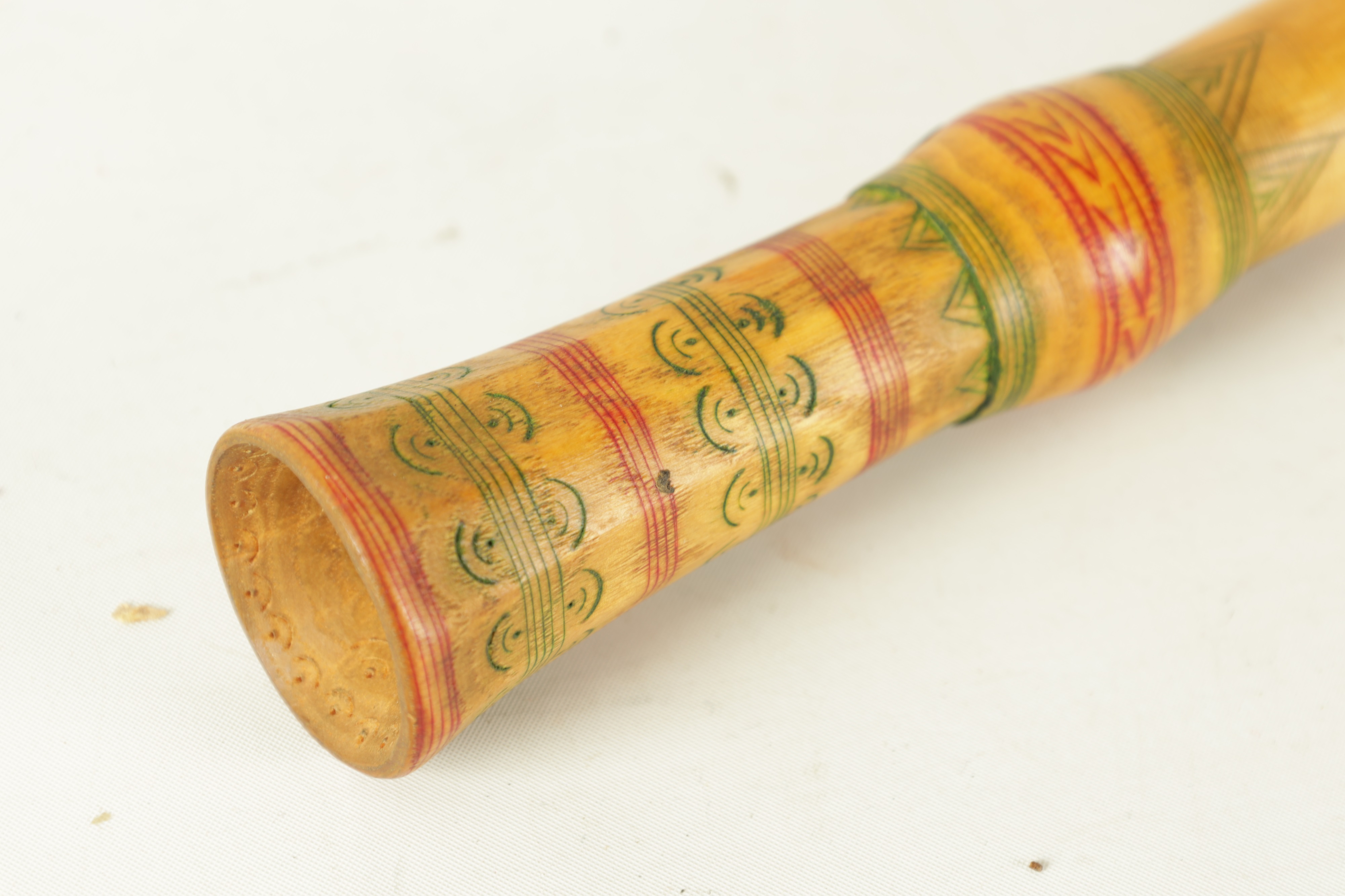 Lot 134 - A VINTAGE TRADITIONAL ROMANIAN KAVAL