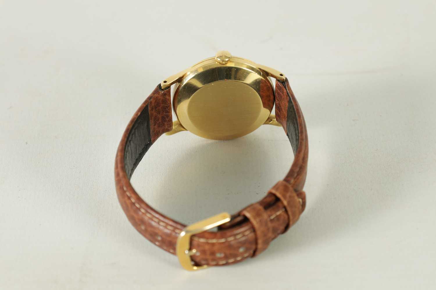 Lot 458 - A VINTAGE 18CT GOLD IWC (INTERNATIONAL WATCH
