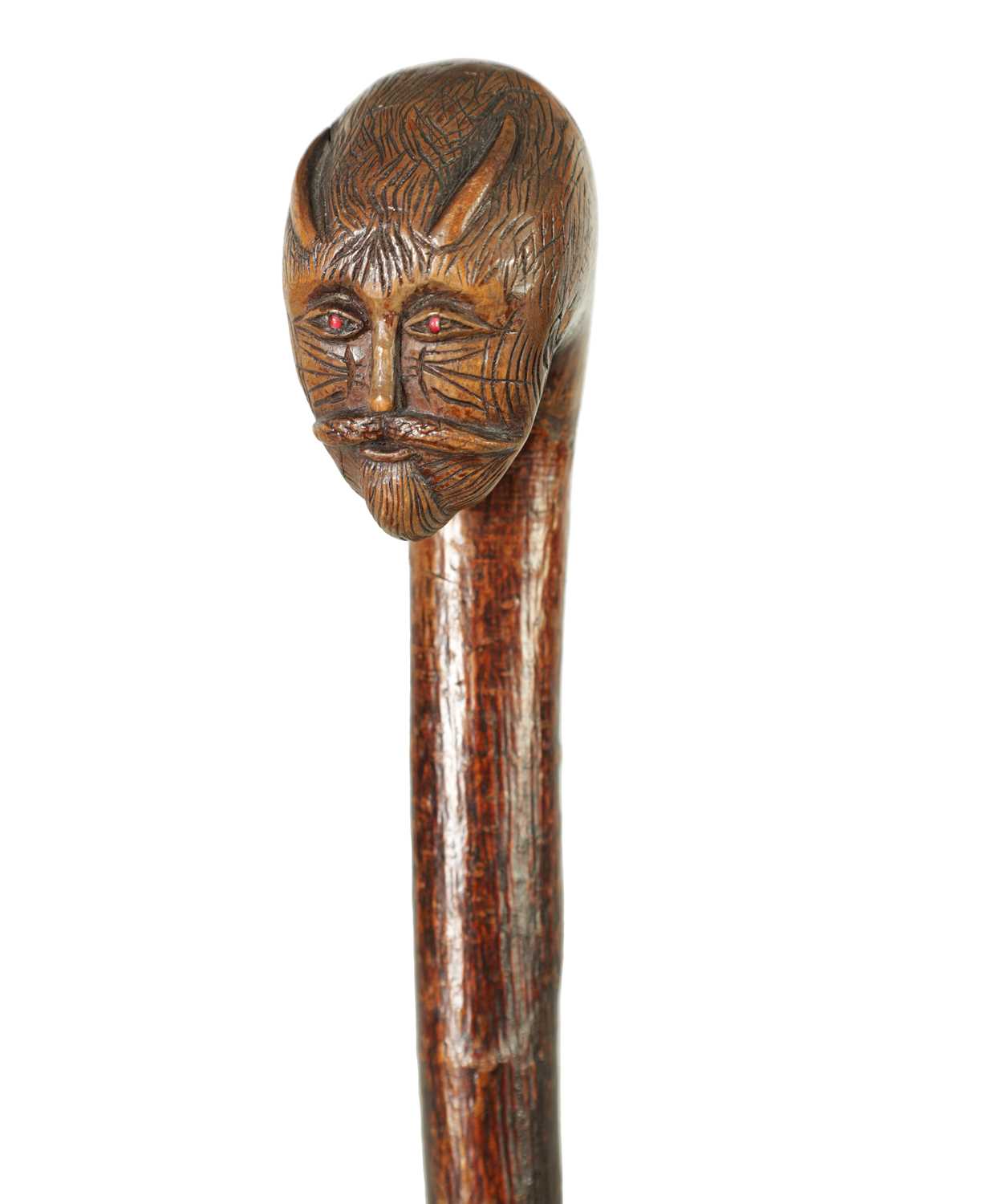 Lot 674 - A LATE 19TH CENTURY FOLK ART CARVED HEAD