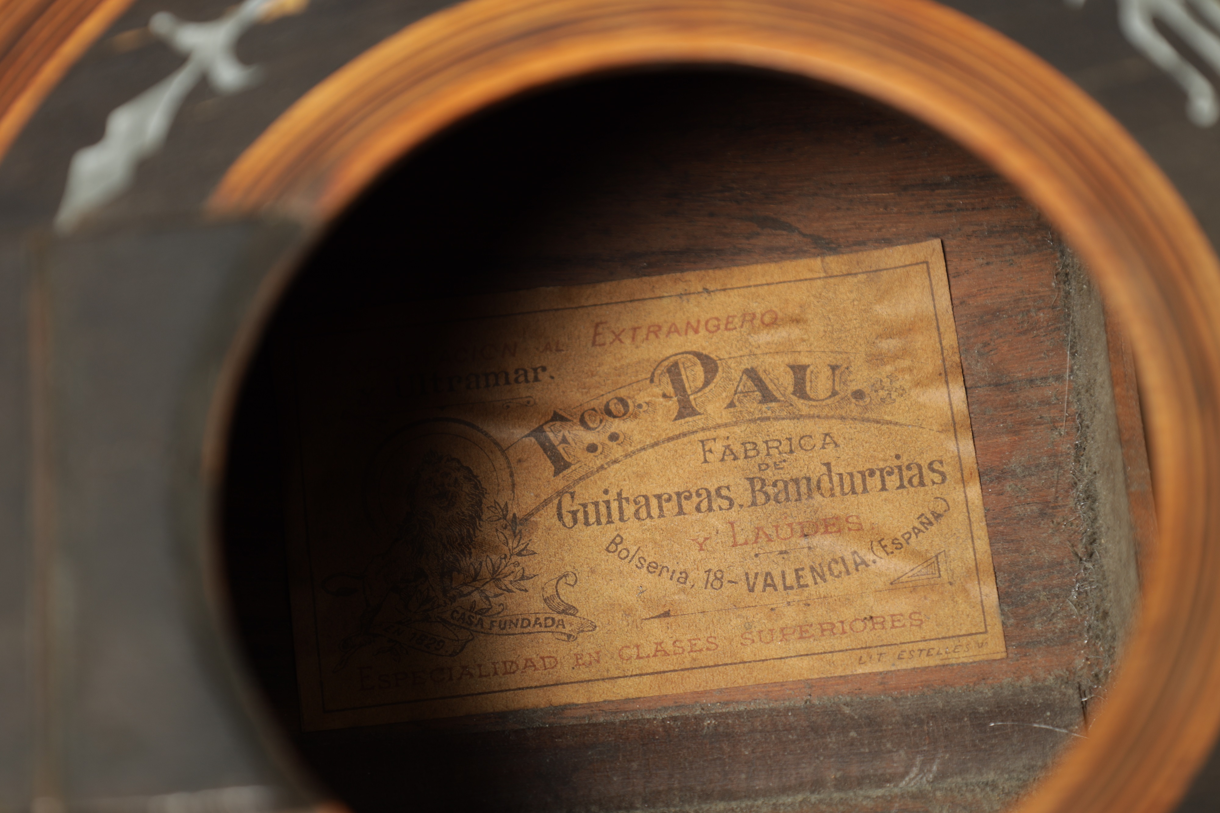 Lot 709 - A LATE 19TH CENTURY SPANISH GUITAR BY