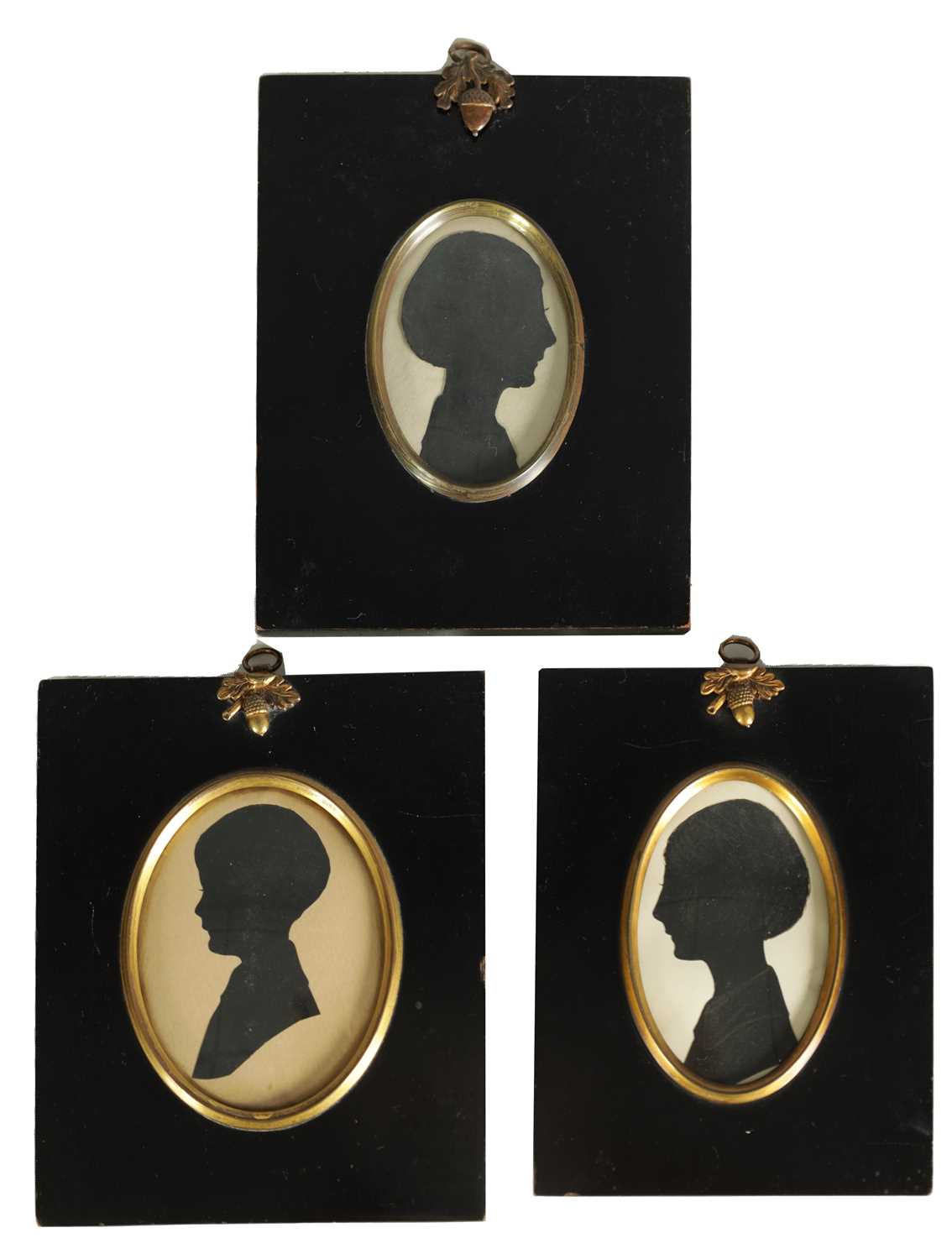Lot 858 - A GROUP OF THREE OVAL SILHOUETTE PORTRAITS