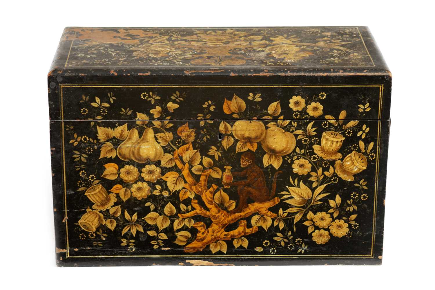 Lot 885 - A 19TH CENTURY FRENCH LACQUER WORK LIDDED