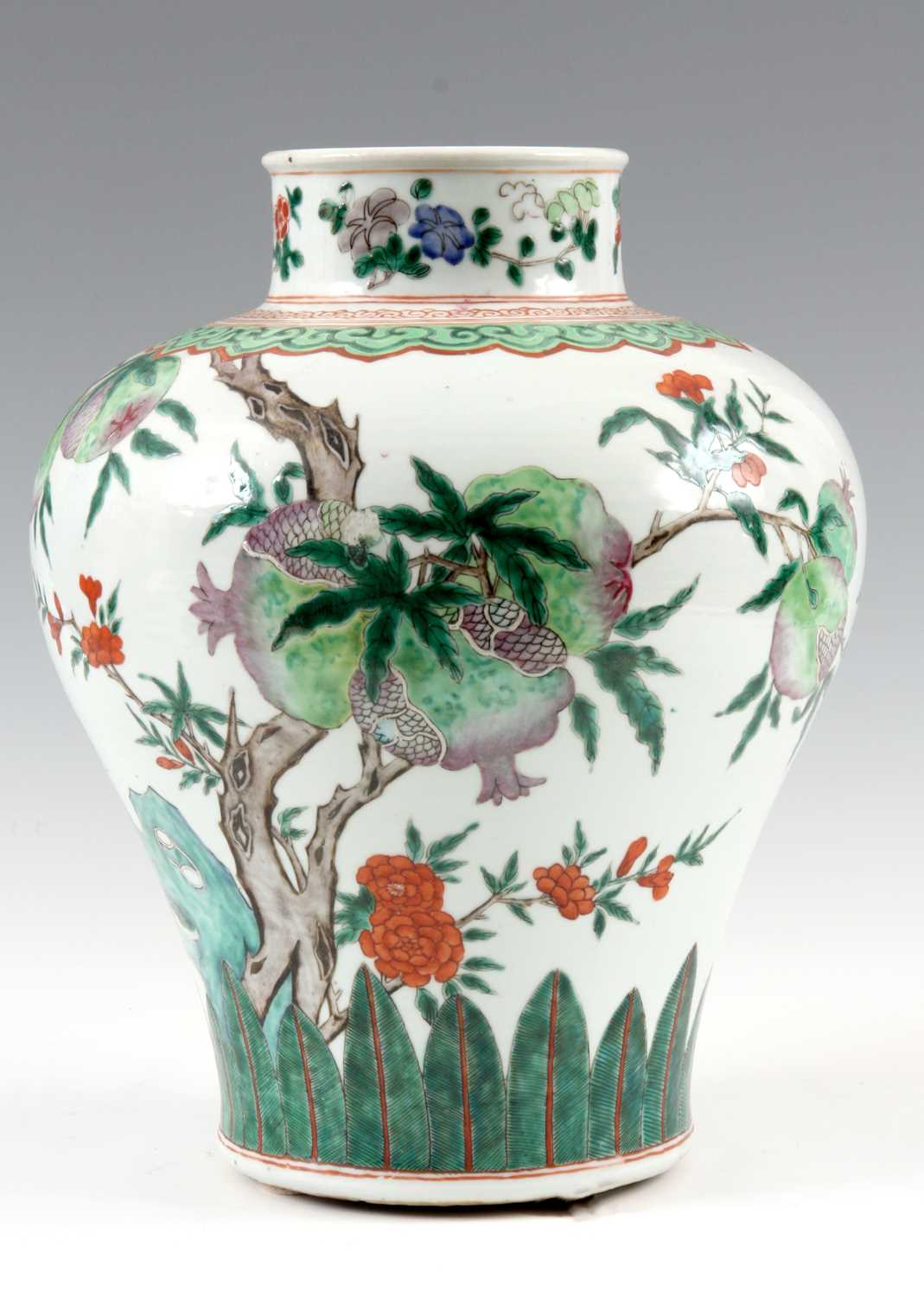 Lot 191 - A 17TH CENTURY STYLE CHINESE INVERTED