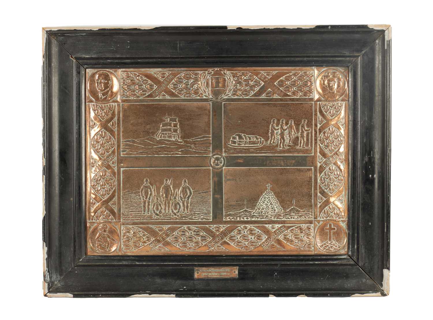 Lot 638 - AN EARLY 20TH CENTURY EMBOSSED COPPER