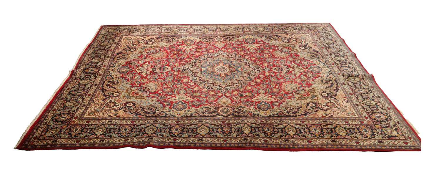 Lot 1357 - A VERY LARGE ORIENTAL PATTERN CARPET