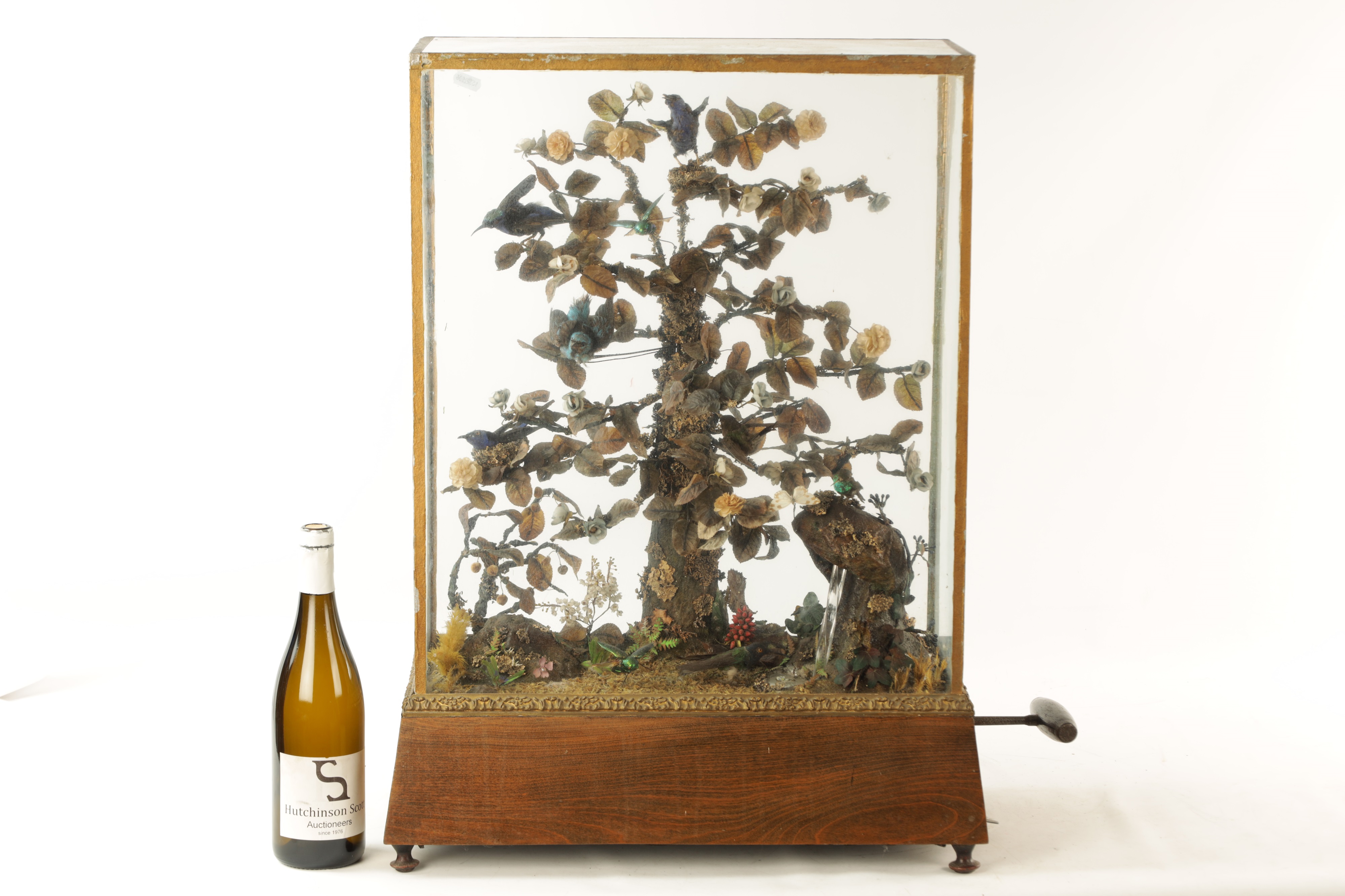 Lot 609 - AN UNUSUAL LARGE 19TH-CENTURY FRENCH