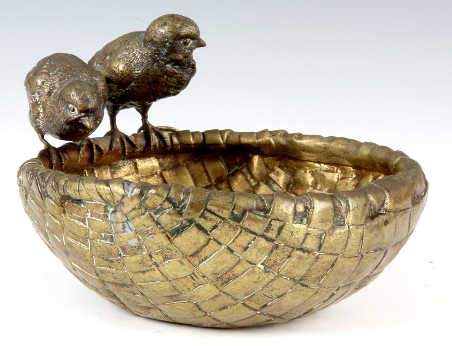 Lot 443 - A LATE 19th CENTURY AUSTRIAN BRONZE BASKET