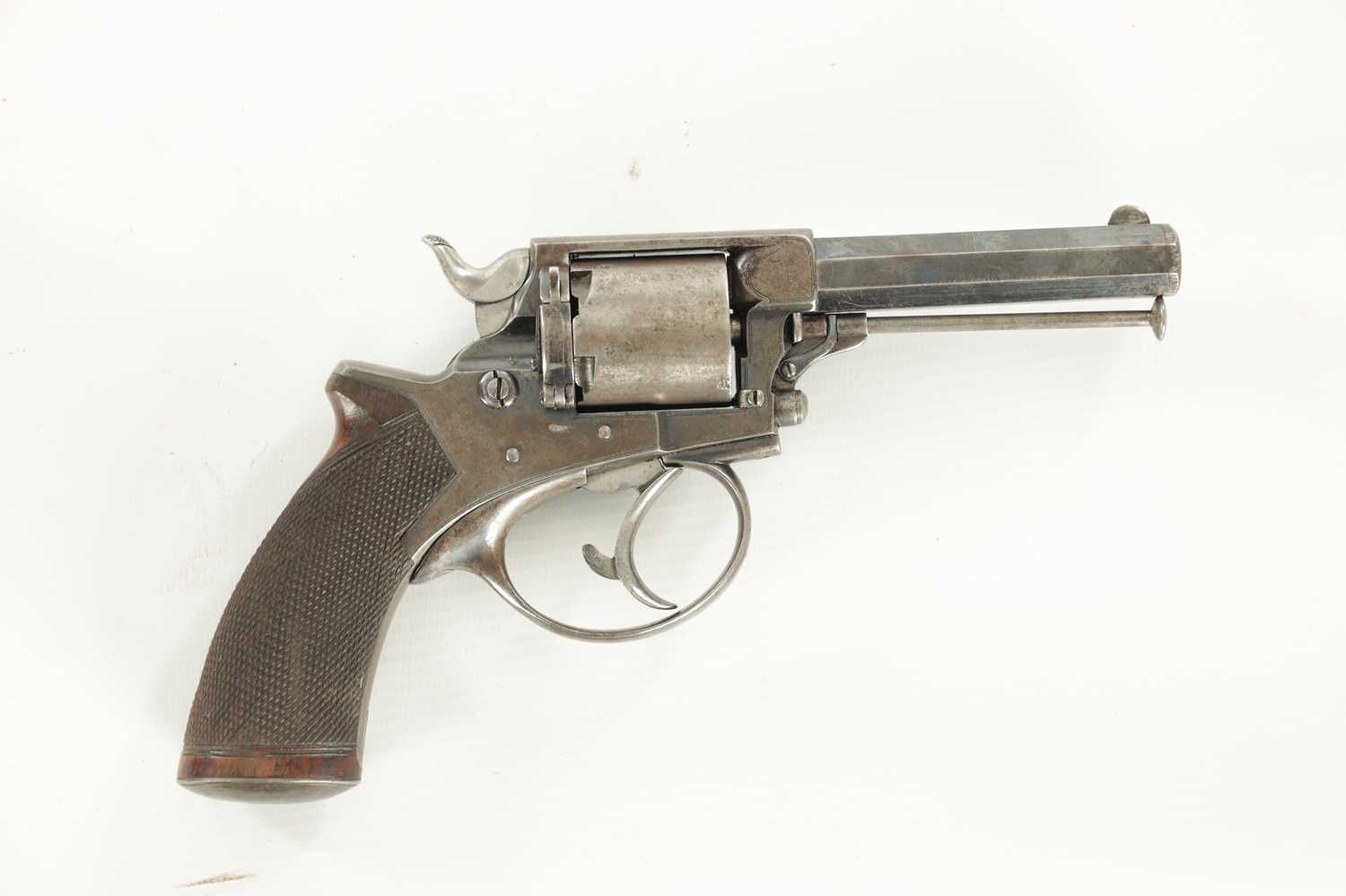 Lot 663 - A CASED AUSTRALIAN TRANTERS TYPE FIVE SHOT