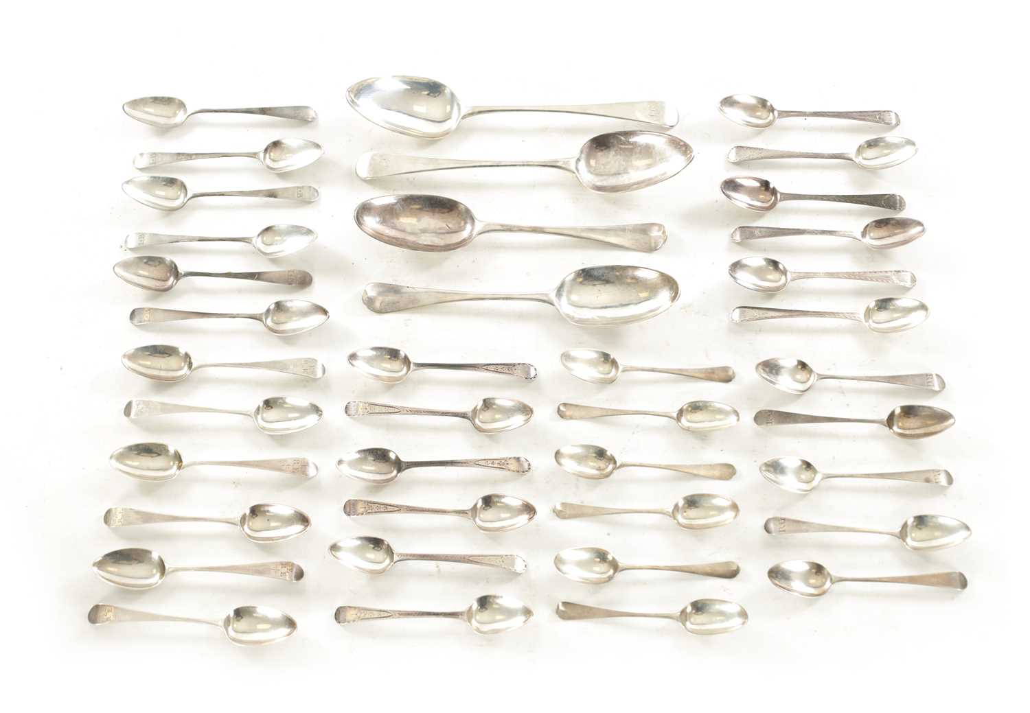 Lot 533 - A COLLECTION OF VARIOUS GEORGIAN SILVER