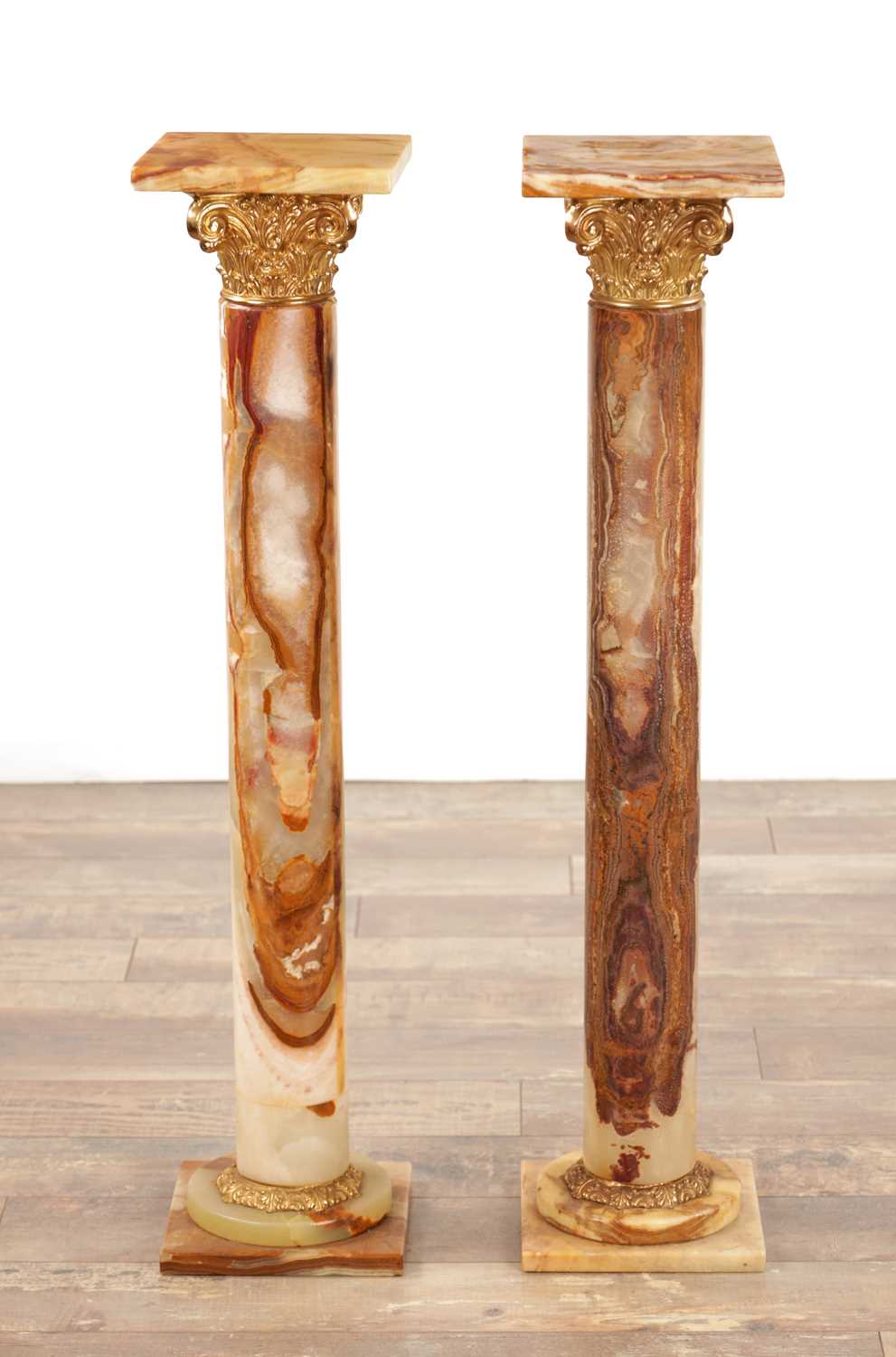 Lot 1292 - A PAIR OF LATE 19TH CENTURY ONYX COLUMNS