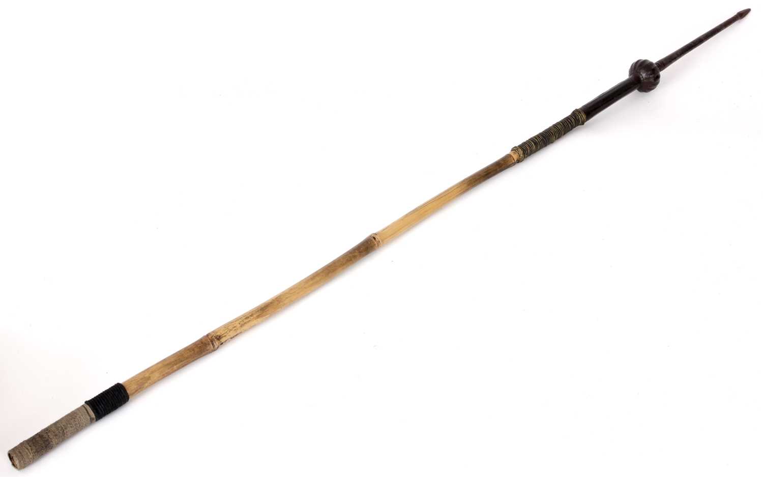 Lot 223 - AN 18TH CENTURY INDIAN LANCE SPEAR with