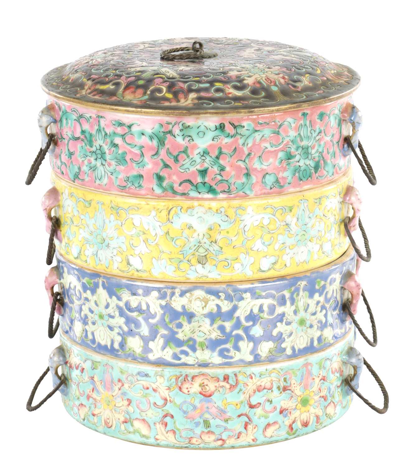 Lot 430 - A 19TH CENTURY CHINESE STRAITS PORCELAIN