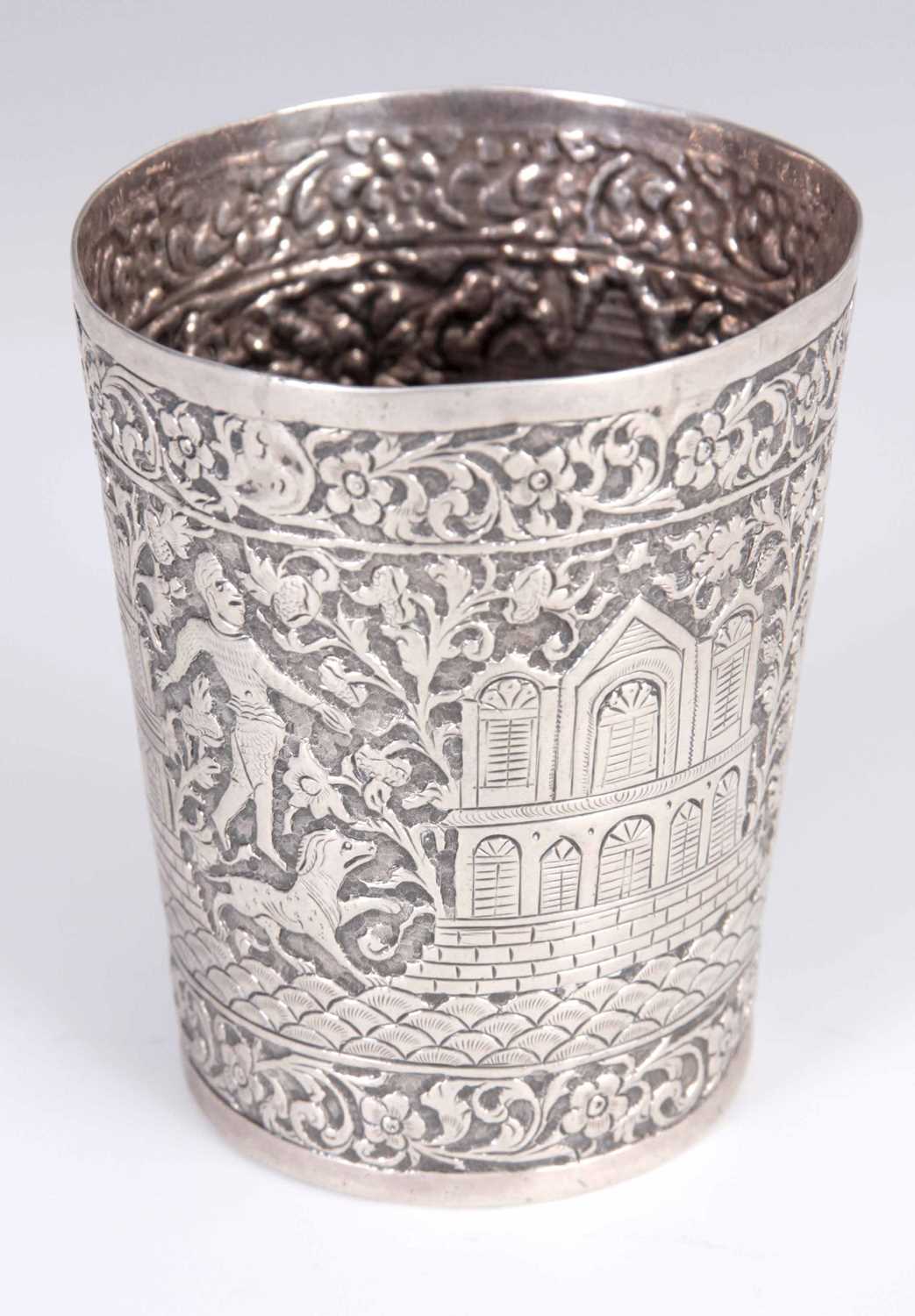 Lot 101 - A 19TH CENTURY INDIAN WHITE METAL BEAKER