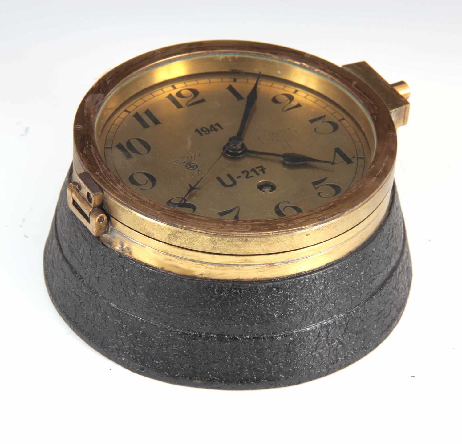 Lot 467 - A WW2 GERMAN THIRD REICH U-BOAT CLOCK the
