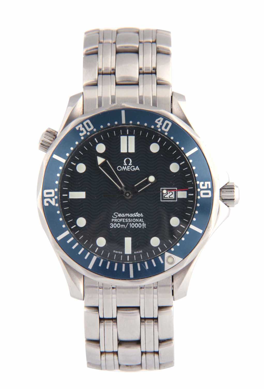 Lot 196 - A GENTLEMAN'S STEEL OMEGA SEAMASTER