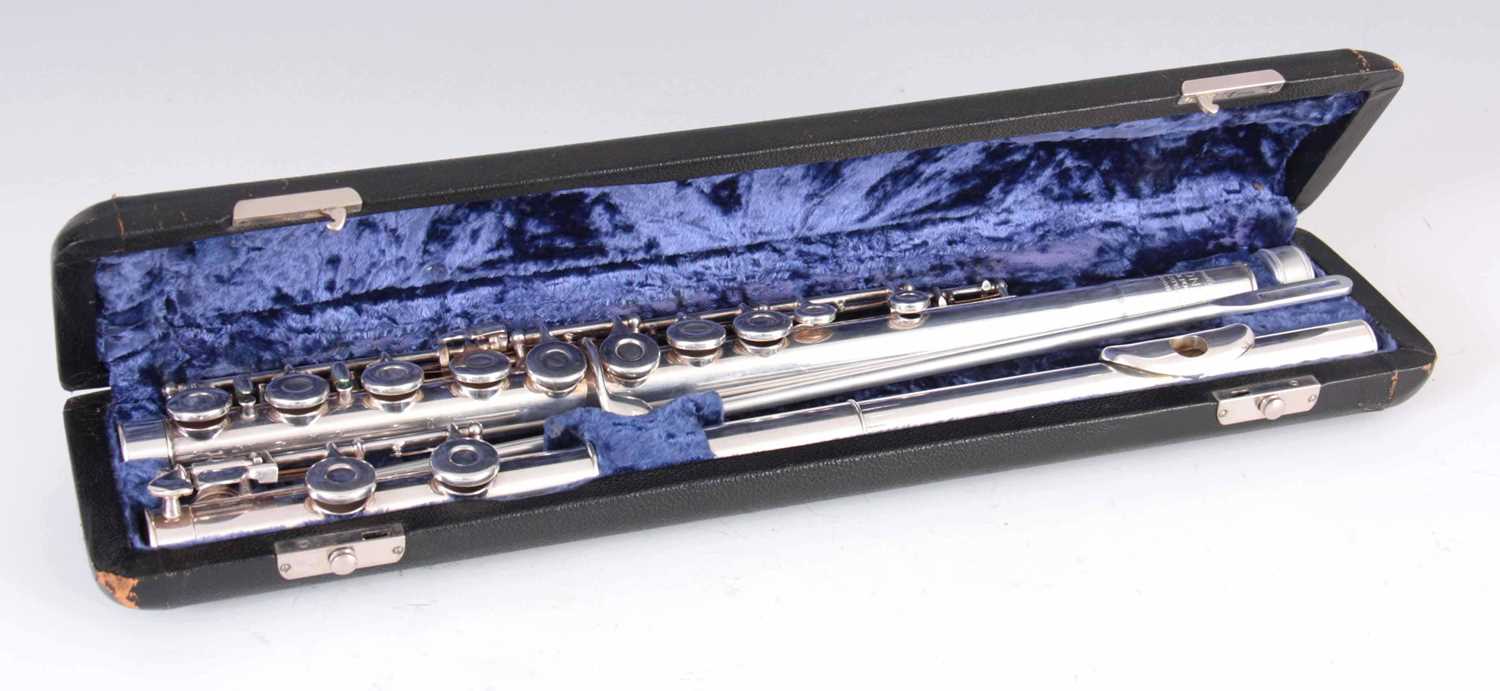 Lot 327 - A SOLID SILVER FLUTE inscribed 'Romilly